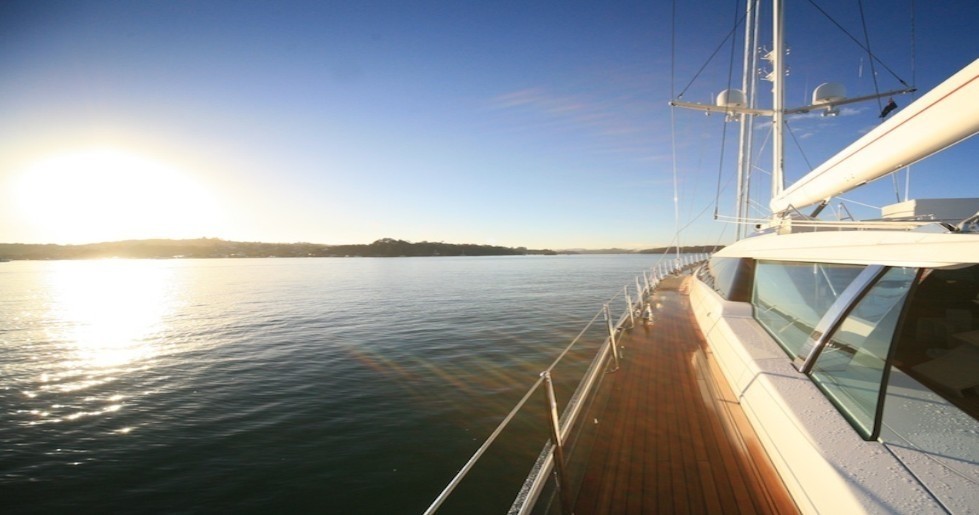 Yacht MOONBIRD, Fitzroy Yachts Limited | CHARTERWORLD Luxury Superyacht ...